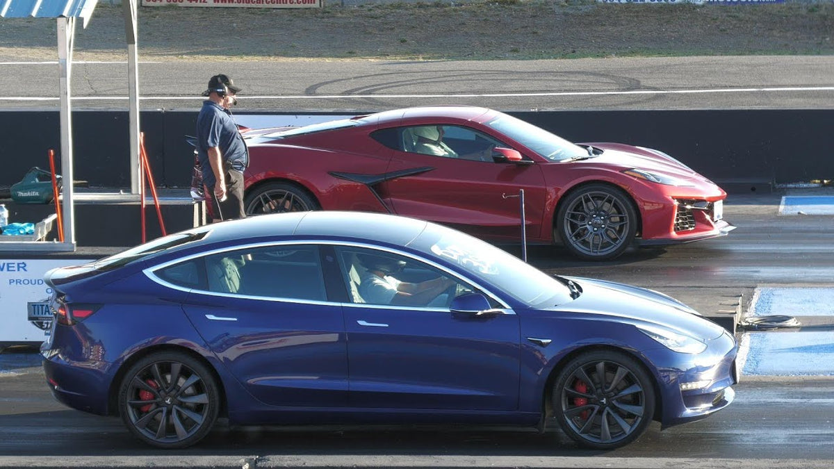 Z06 C8 Corvette vs Tesla - drag racing – Dragstrips.com