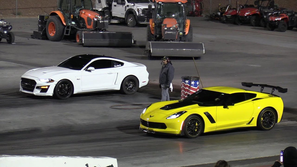 Mustang GT vs C7 Corvette - drag racing – Dragstrips.com